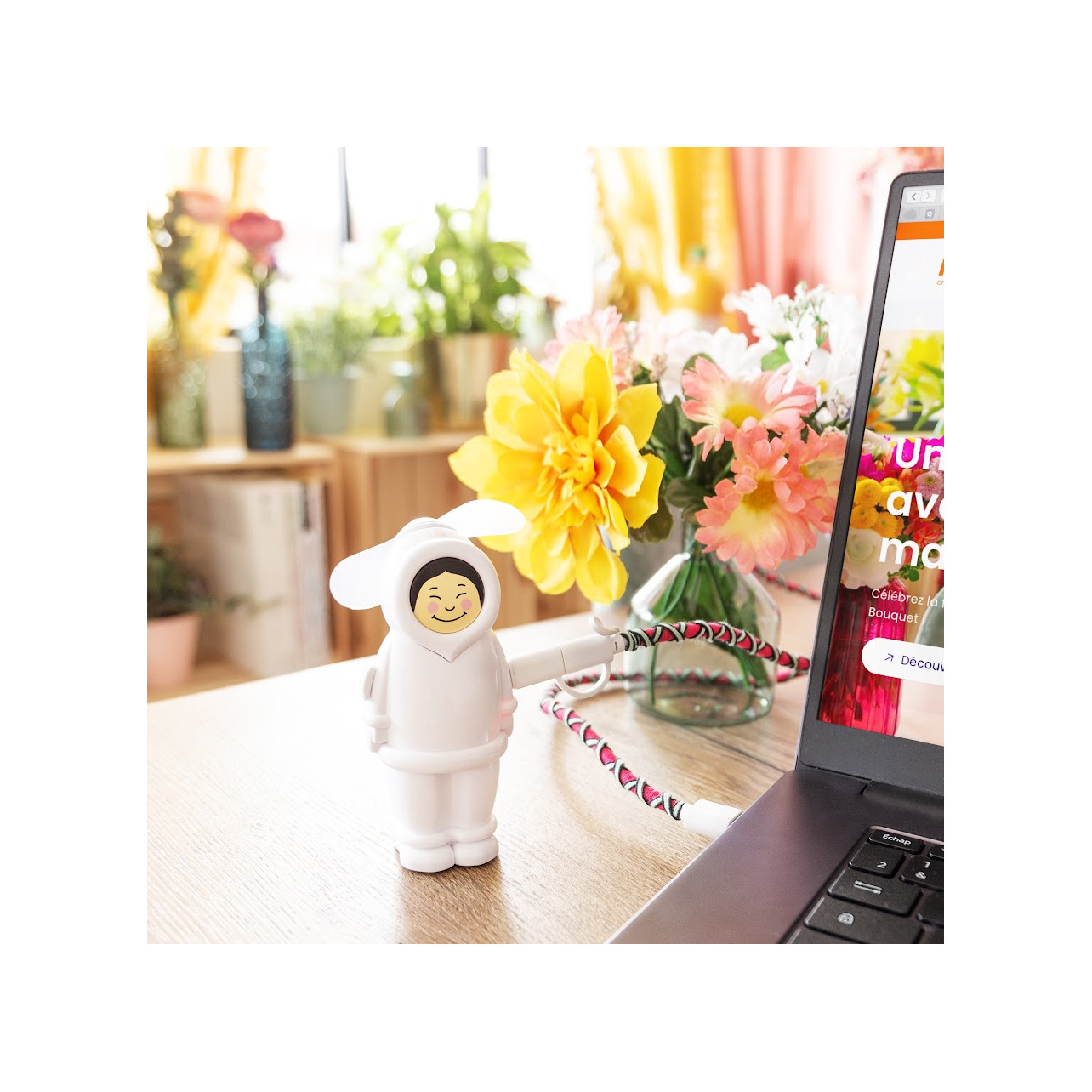 Pocket fan - Eskimo - Girl White - Pylones