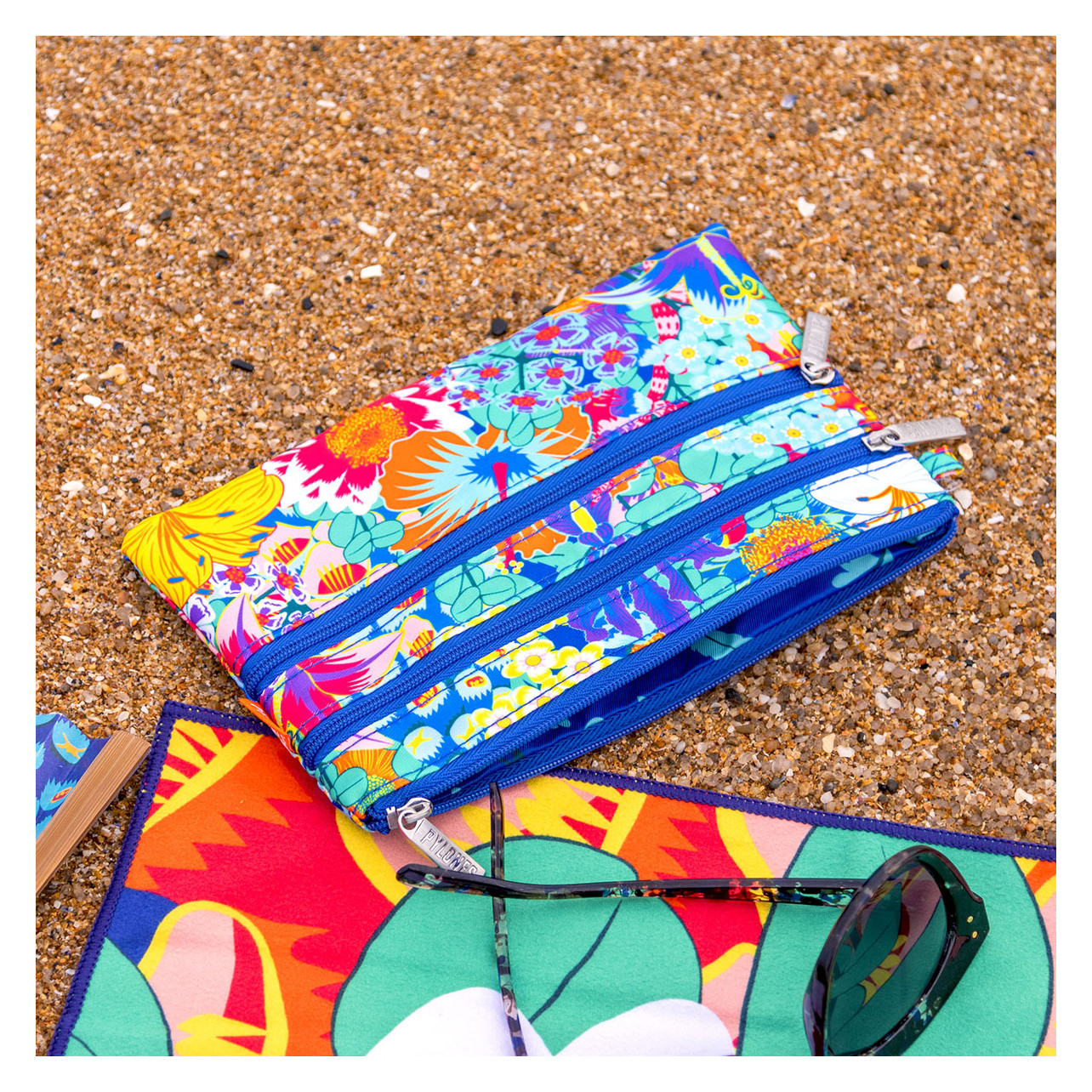 Pouch with 3 Zips - Zip It - Bouquet - Pylones