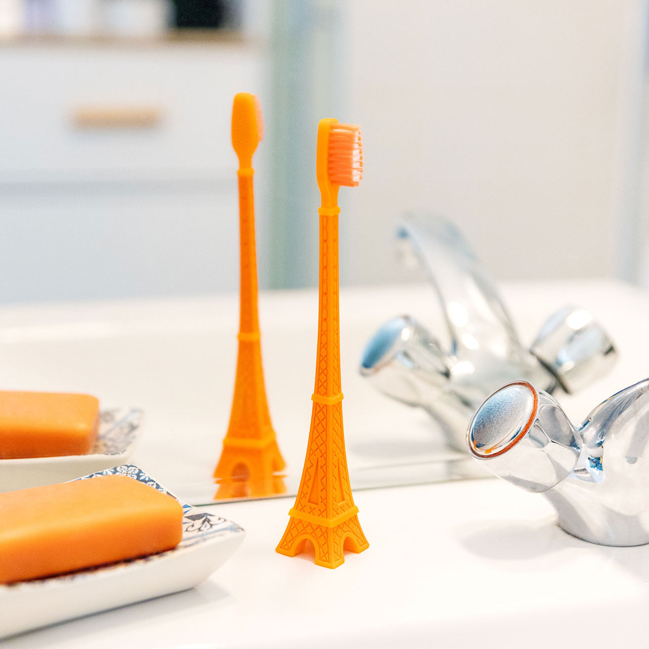 Toothbrush - Parismile - Orange - Pylones
