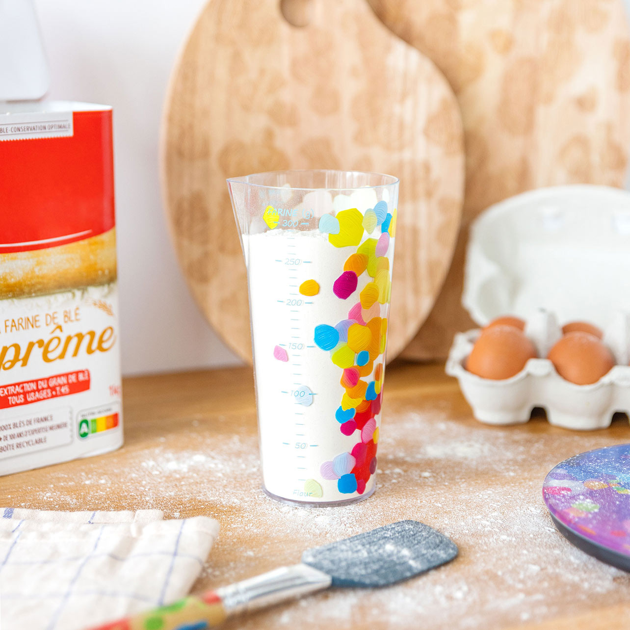 Verre doseur gradué - Démesuré - Palette - Pylones