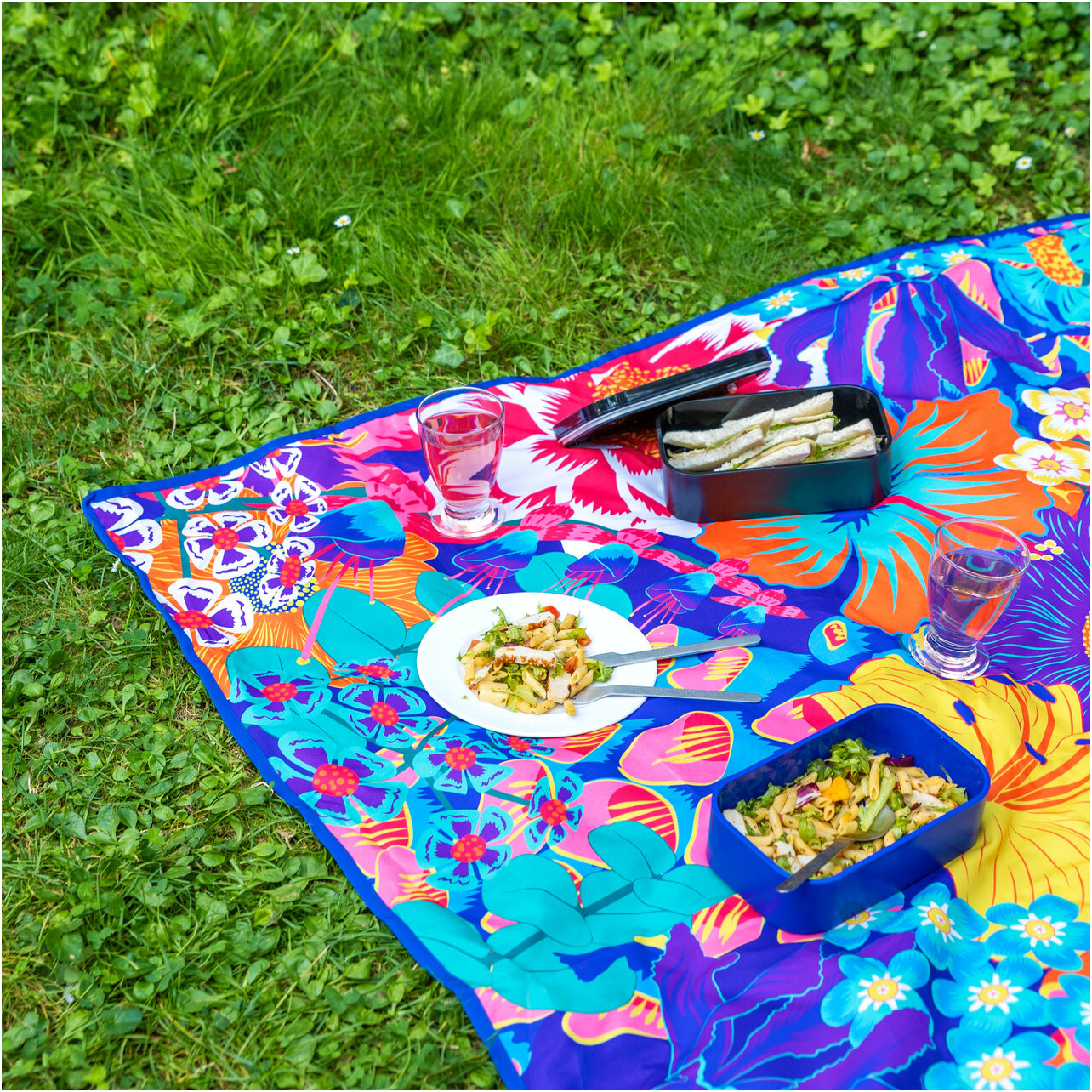 Tapicnic - Picknickdecke – Pylones - Bouquet - Pylones