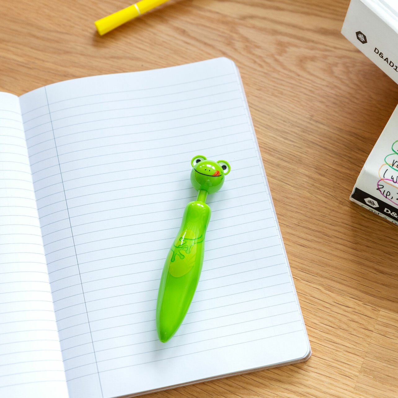 Retractable ballpoint pen - Anilo - Frog - Pylones